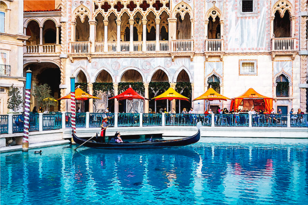 Reflections in Las Vegas: glass, water and more - VegasGreatAttractions